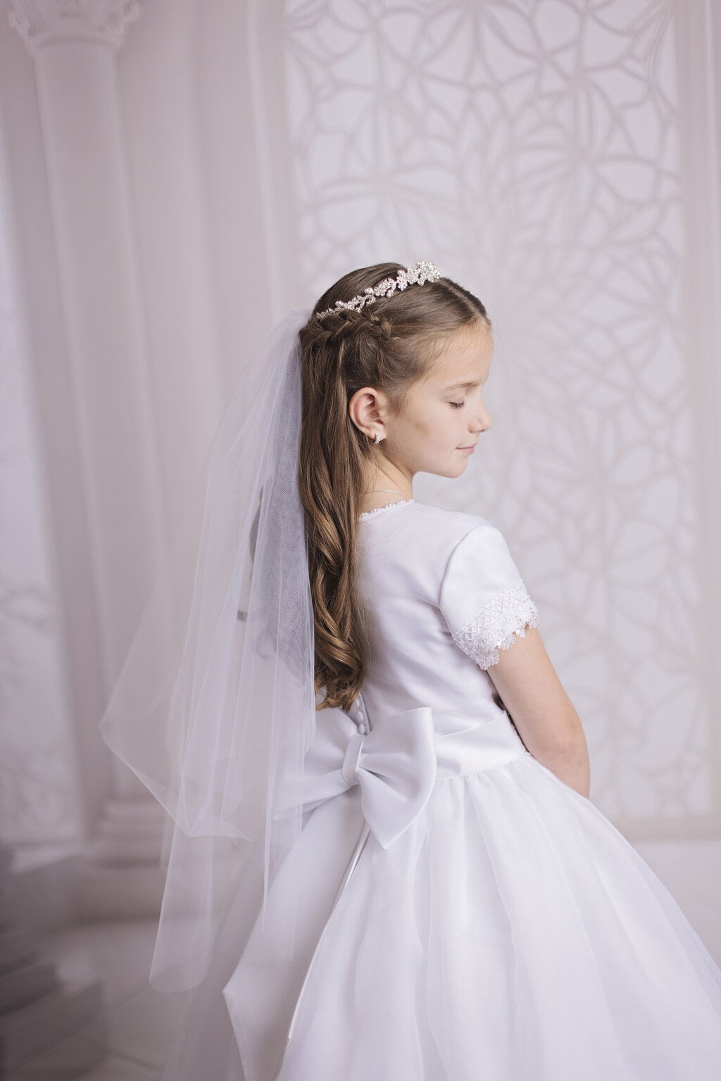 Celebrating Milestones: First Communion Session with Emilia - Fallon ...